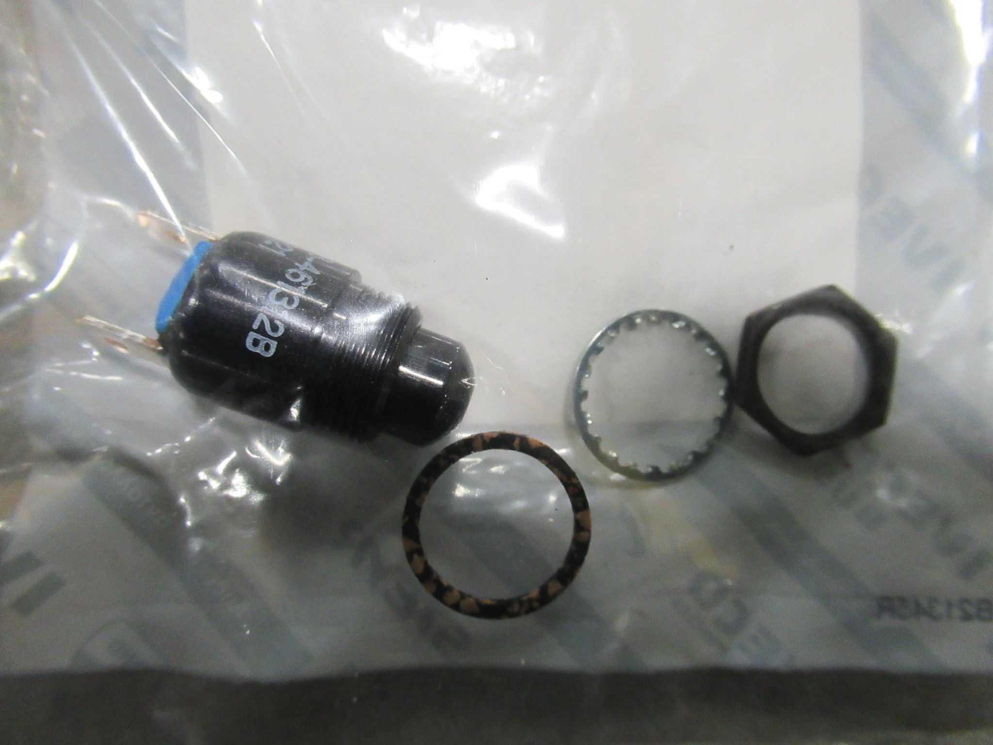 4-way Flasher Kit | New Holland Agriculture | MyCNH US Store